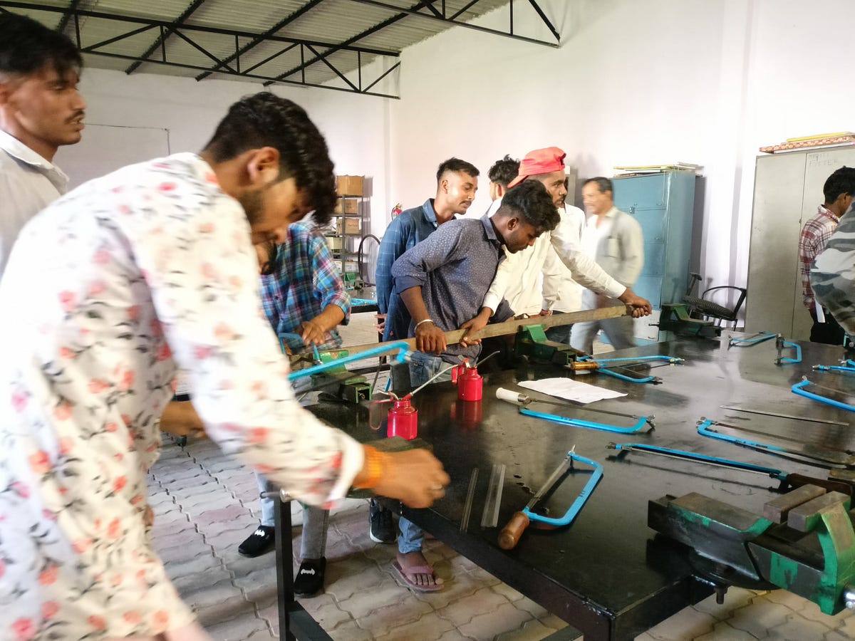 Advanced NCVT and DGT ITI College in Moradabad - Moradabad Iti - Medium