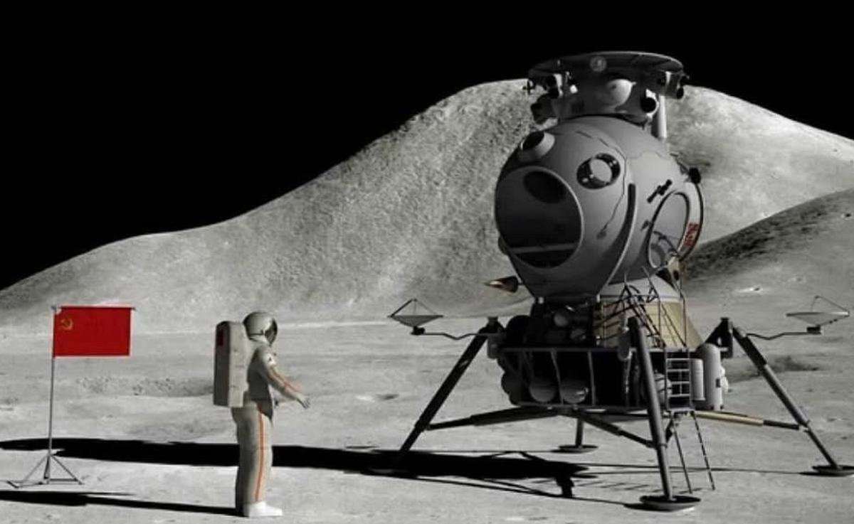 The Lost Race to the Moon: Inside the Soviet Lunar Program That Never ...