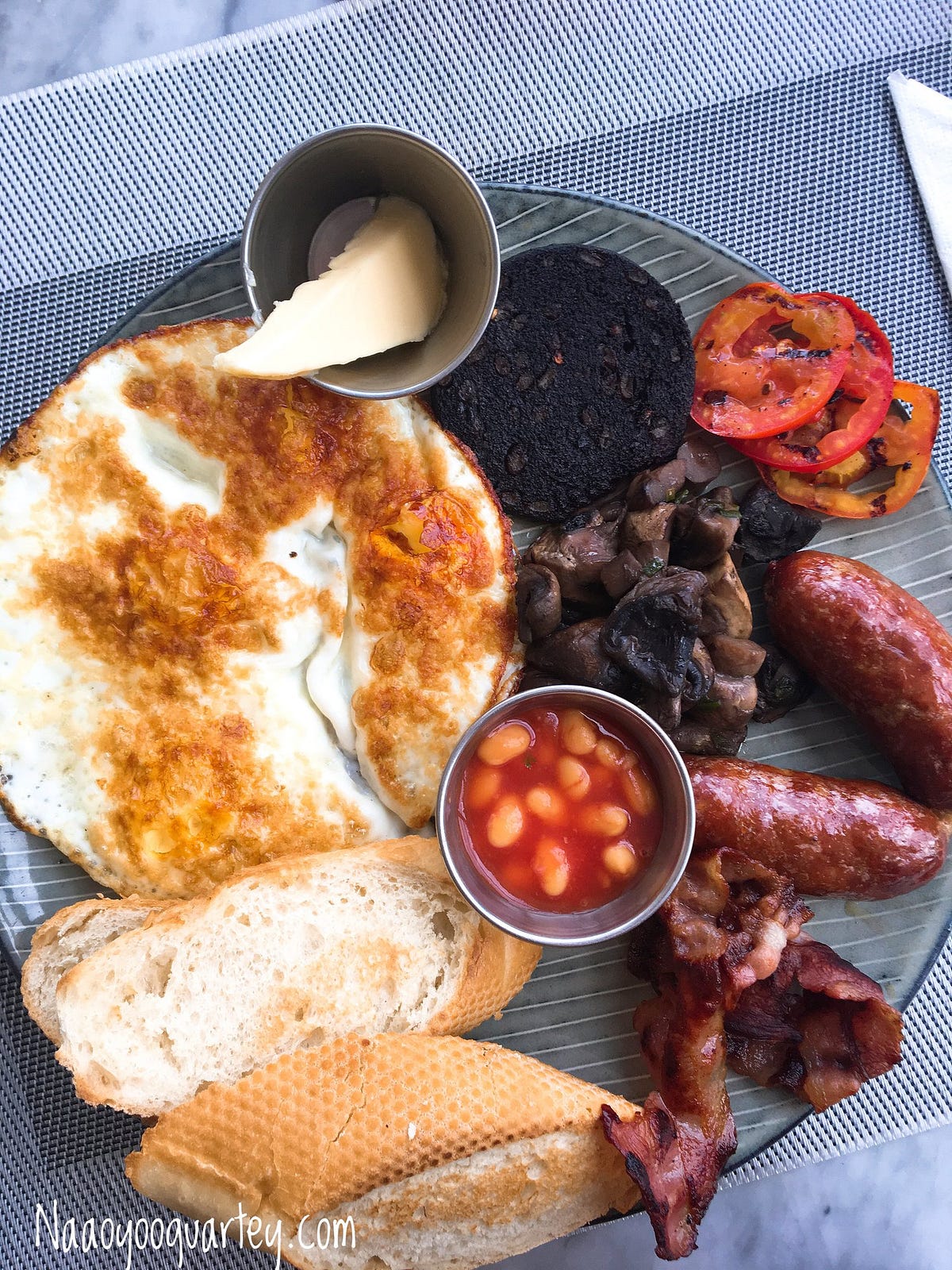 At Coco Lounge, All-Day Breakfast That's Good For The Soul | Restaurant ...