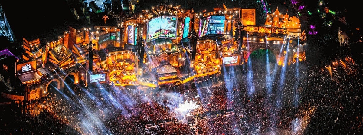 Tomorrowland: From the Delivery-Focused Services to the Experiential ...