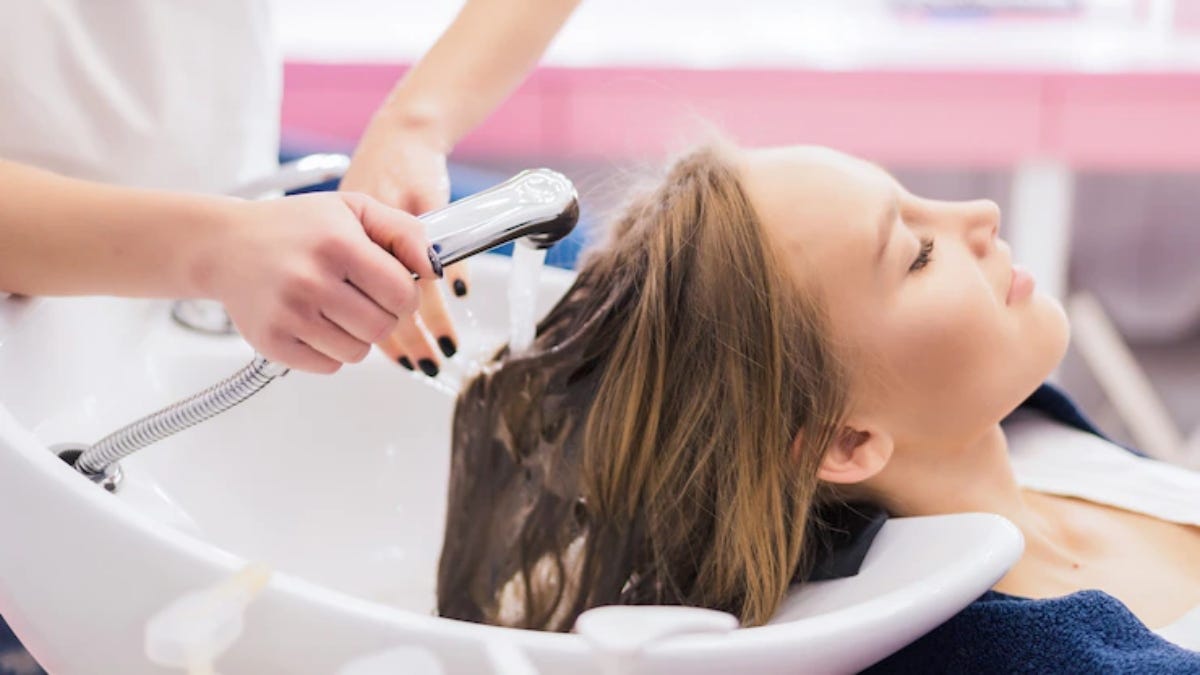 BEST SALON IN AHMEDABAD - Janki barot - Medium