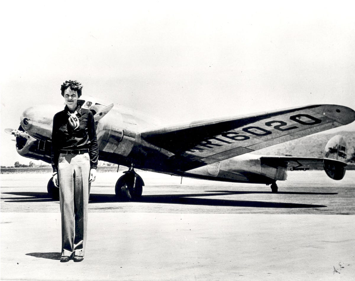 Story of Amelia Earhart. Intriguing story of an American… | by Dona ...