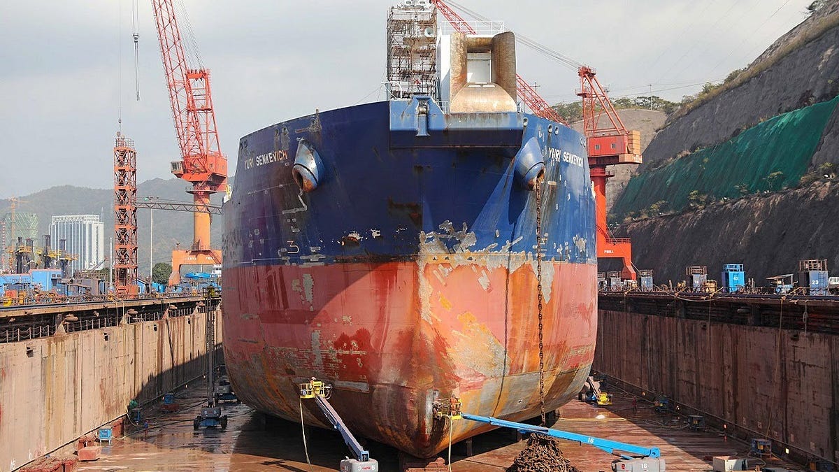 ship maintenance & repair - vmssub 2023 - Medium