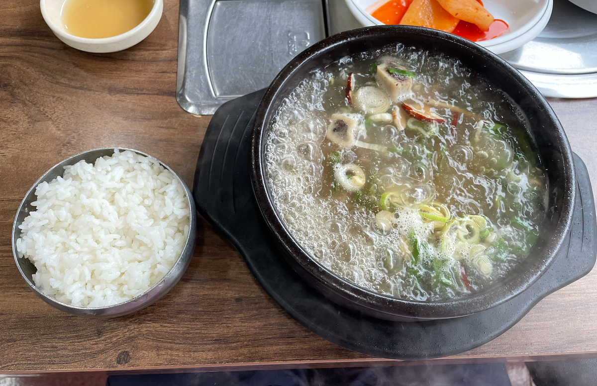 서울 남성역 도담왕갈비탕, Dodamwang Galbitang, Namseong Station, Seoul | by 박은영 Eunyoung Park | Medium