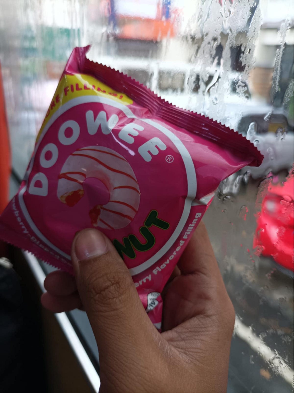 Sa piling ng dowee donut na pink - Ace Balangitan - Medium