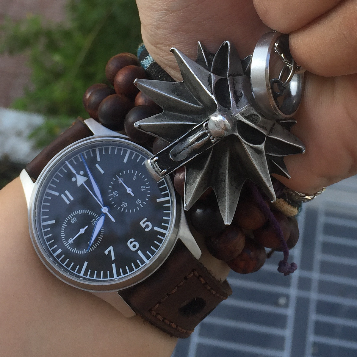 Let’s build an analog chronograph watch with VanillaJS + HTML pt.1 | by ...