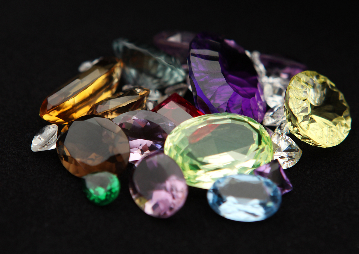 Best Gemstone Dealer in Delhi: Buy Certified and Natural Gemstones | by ...