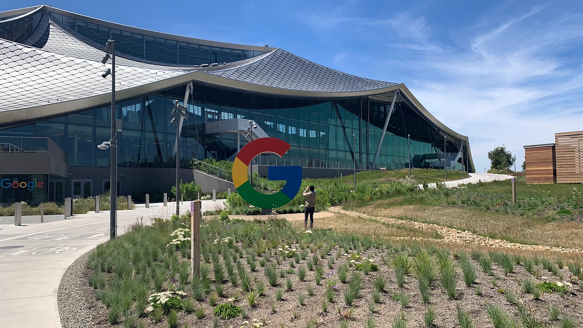 Noogler 畢業季：加入 Google 的首年回顧隨筆. 前輩們給 Noogler… | by Jasmine Lin | Medium