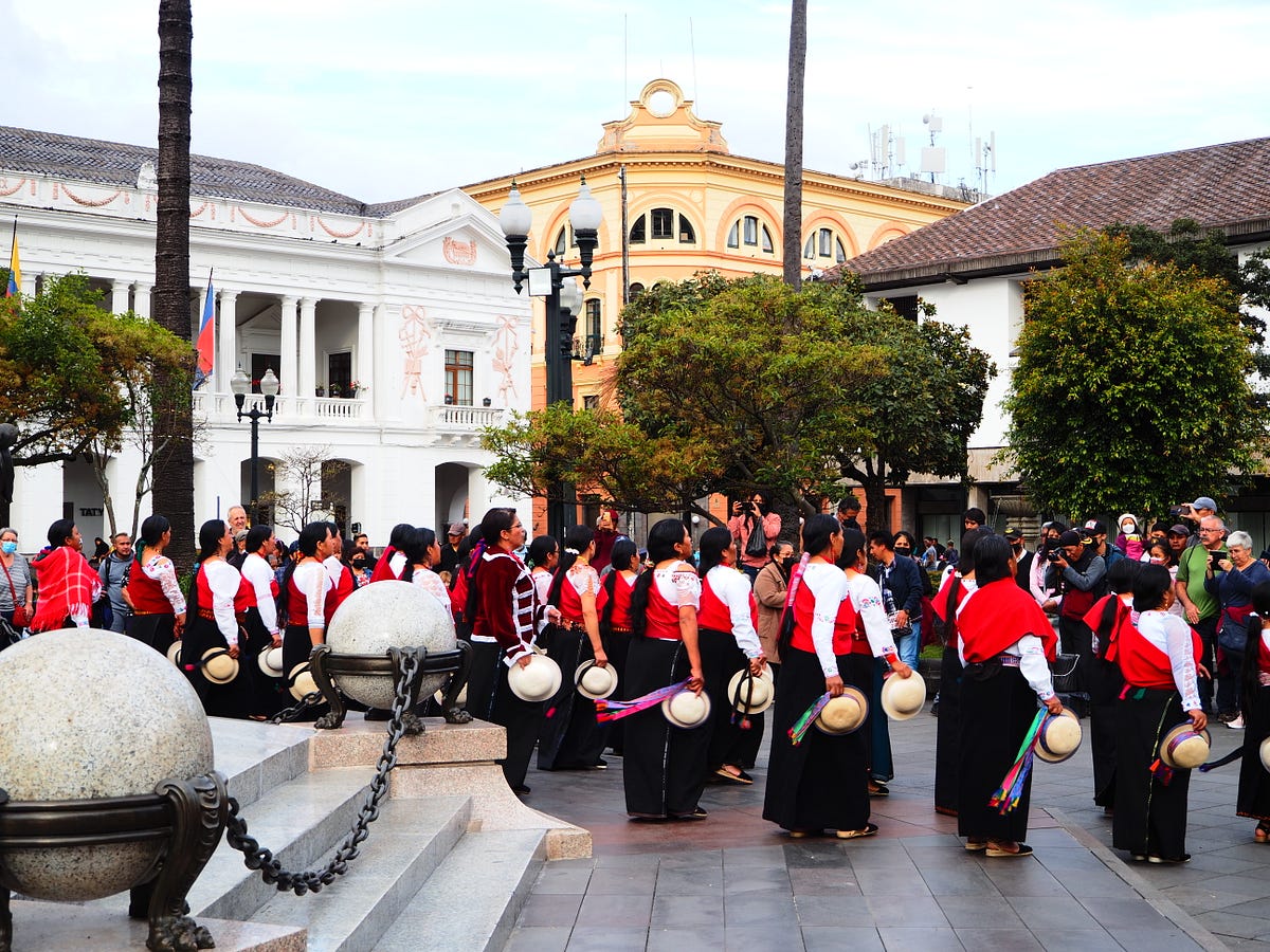 Quito, surrounded by volcanos.. Quito reminds me of Mexico city a lot ...