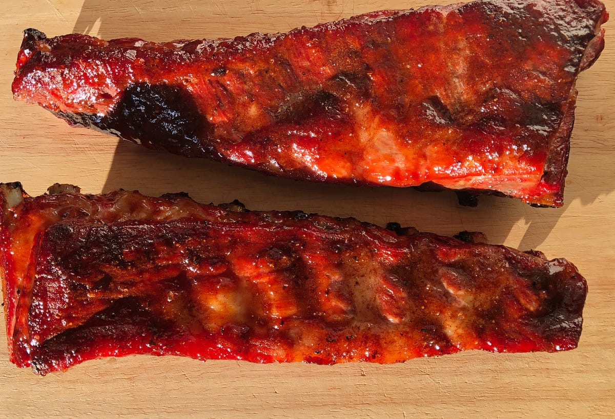 Smoking ribs with a Weber Q 2200: a retrospective | by Massimiliano ...