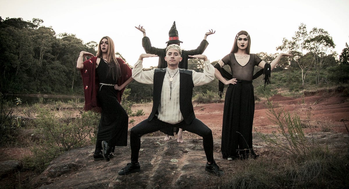 Yule 2018/2019. Abrazando nuevas prácticas… | by Rafael Paredes Salas | Medium