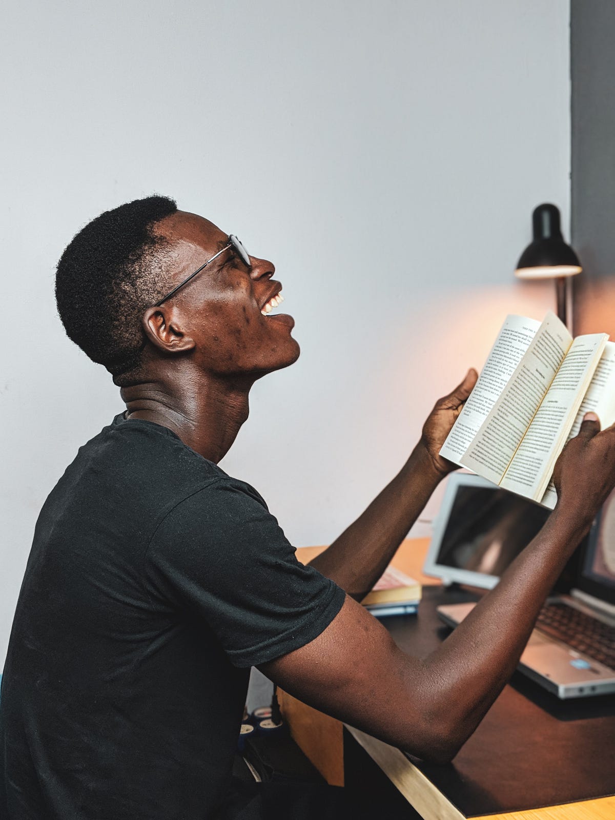 How to Gain Knowledge When Reading Books | by Joshuamj | Medium