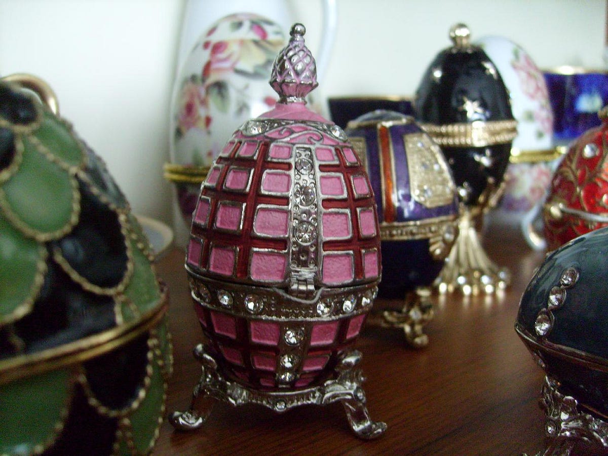 Doug McIlroy vs Donald Knuth. A fascinating account of Doug McIlroy ...