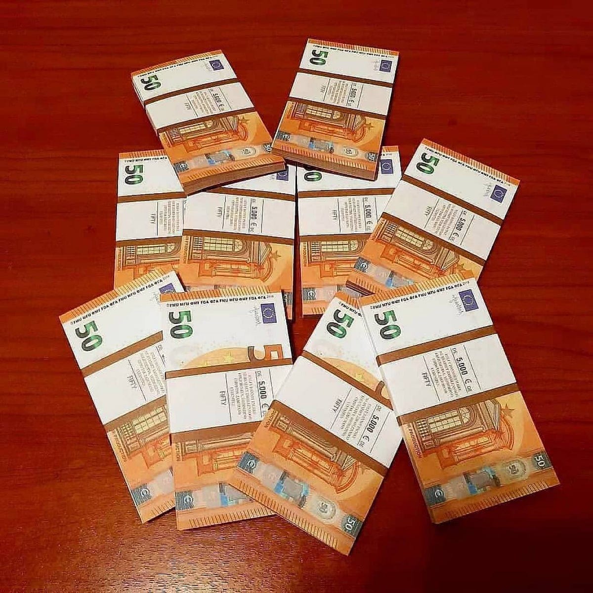 DINHEIRO FALSO À VENDA…Notas de euro…Notas de dólar e libras ...