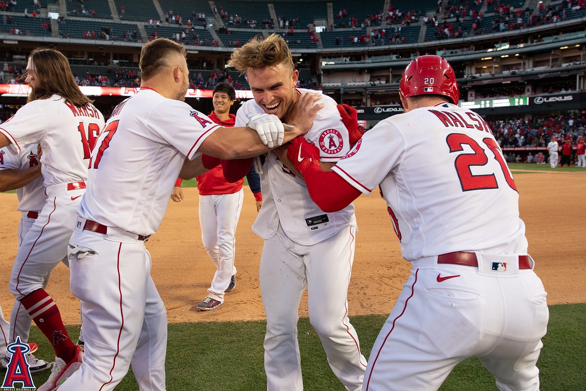 Game Gallery: Marlins @ Angels, 4/12/22 - The Halo Way