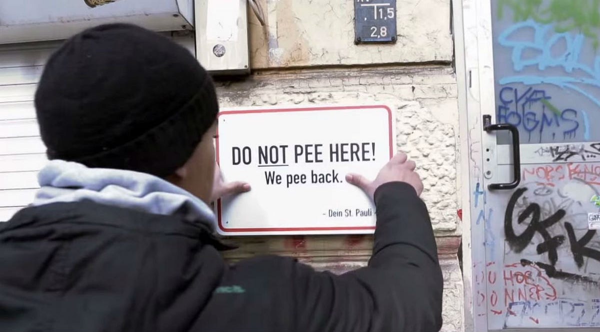 “DO NOT PEE HERE!” We pee back.. The sign says it all: Residents in St ...