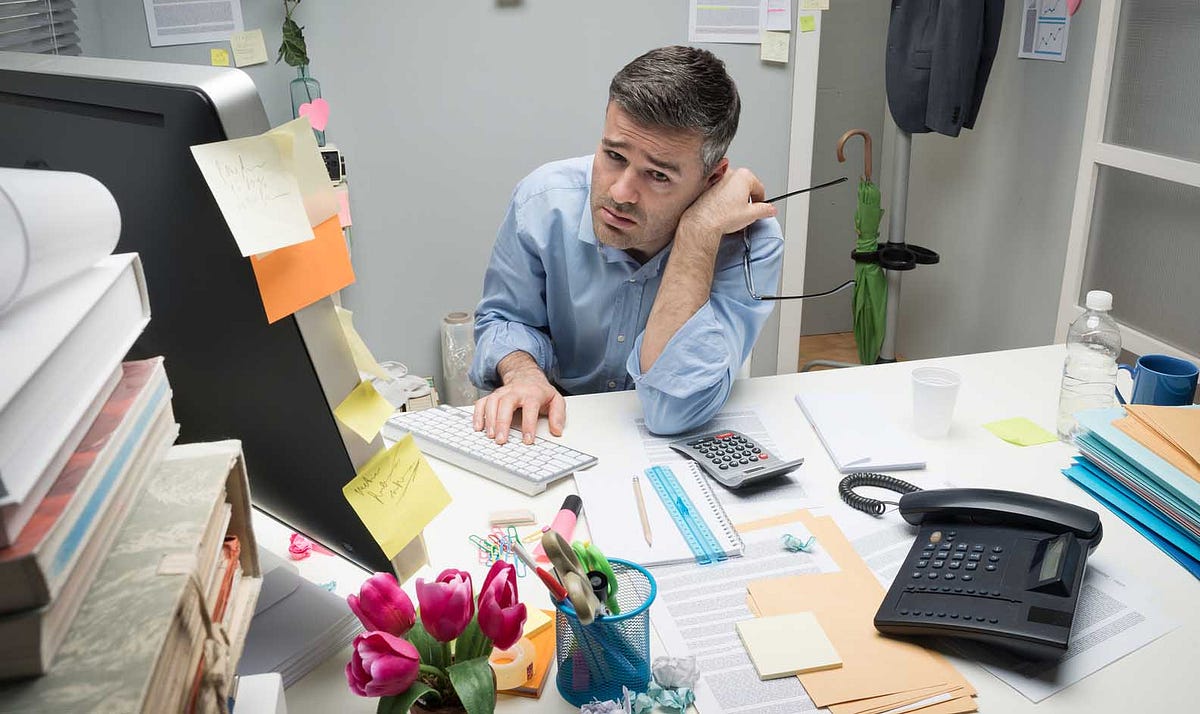 5 Reasons You Should Try Workplace Minimalism | by EPS Canada | Medium