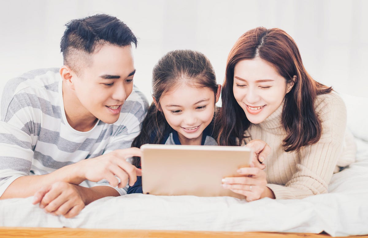 Raising a Family in the Digital Age: The Role of Technology in ...