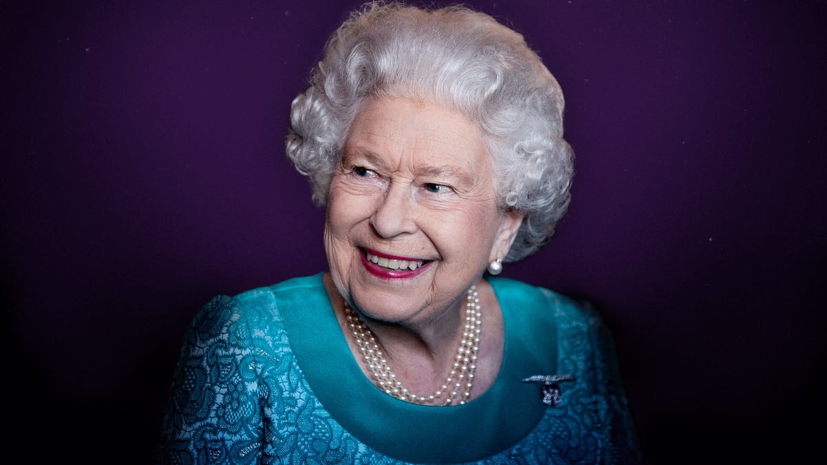 Stoic Lessons from Queen Elizabeth II | by Hannibal Hills | Medium