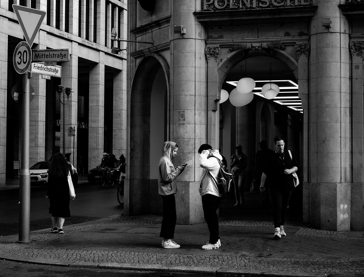 Natural Light in the Art of Urban Street Photography | by Sean P ...