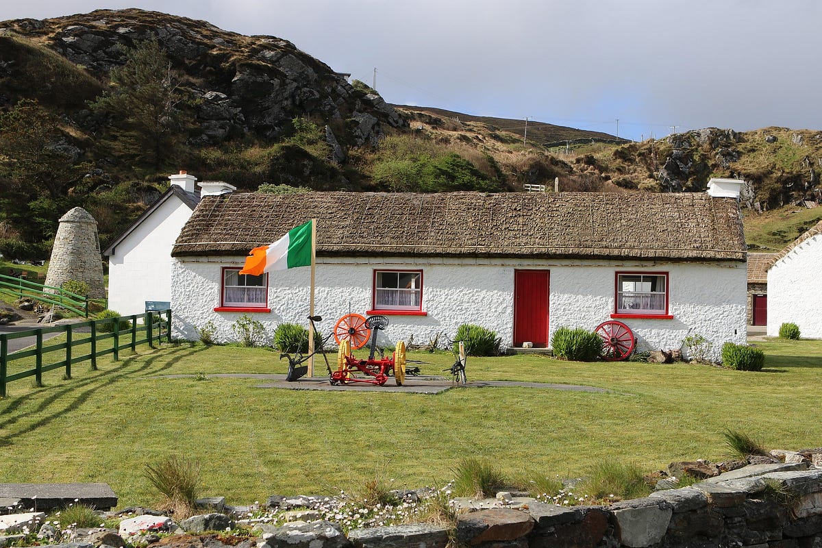 Bíonn fear feasach fuinnmhí: 100 Irish language recommendations for ...