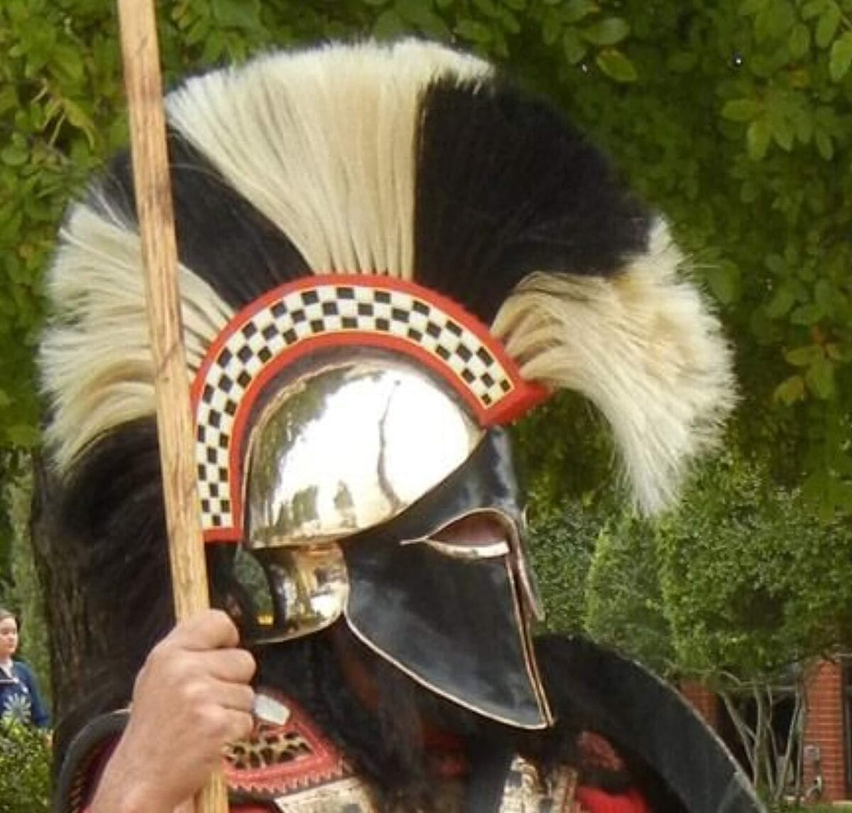 Why Ancient Greek Hoplites Had Crests on Their Helmets | by SPQR ...