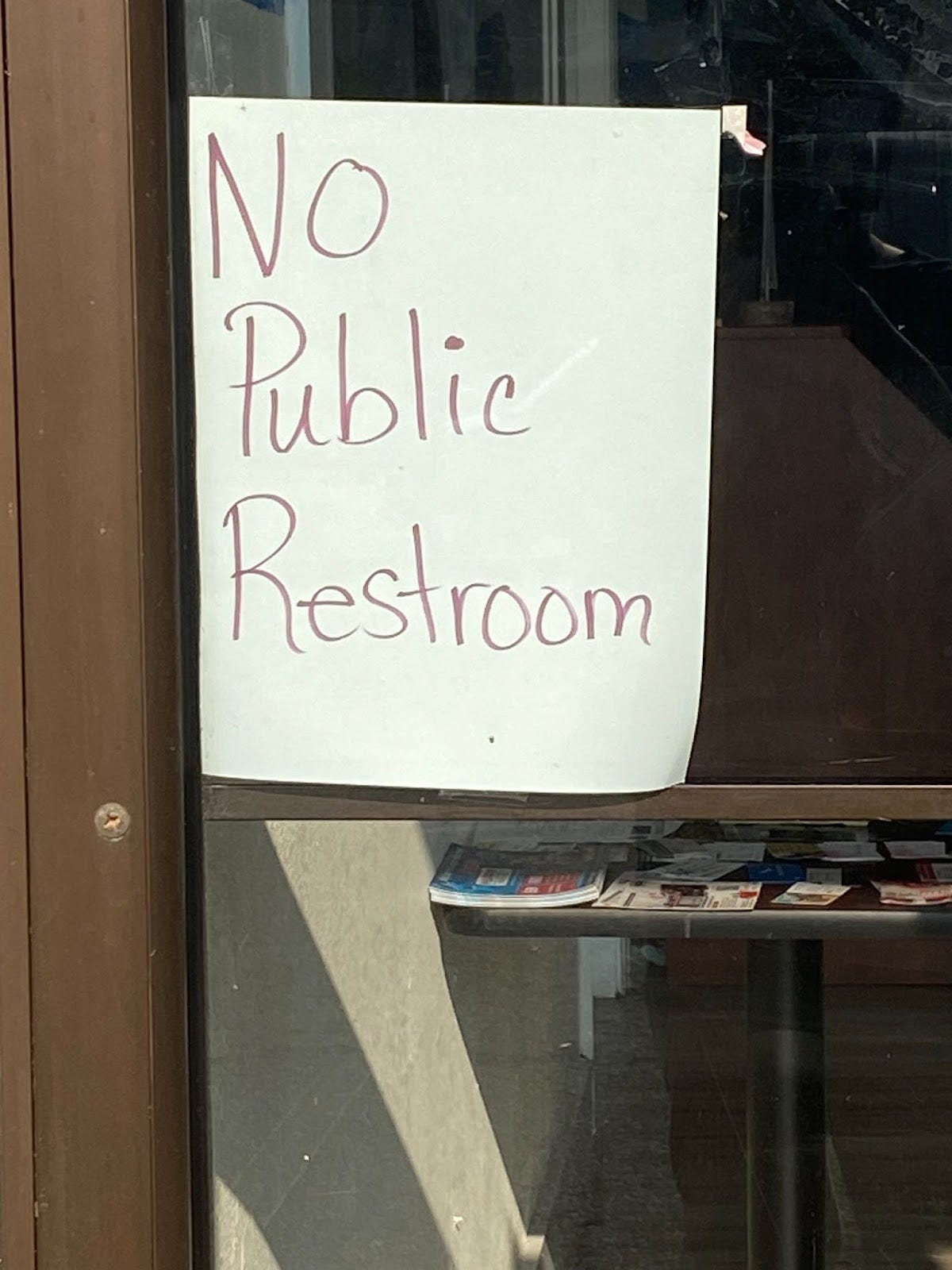 Privatizing restrooms impacts Florida public health | by Emani Howard | Medium