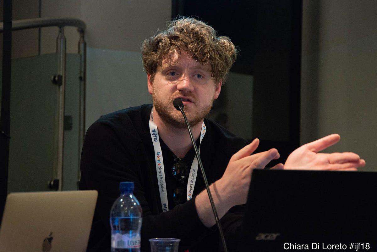 Educazione e media literacy: intervista a Philip Di Salvo | by Giulio ...