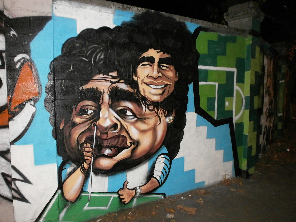 5 mitos sobre Diego Maradona. Diego Maradona é um dos maiores nomes… | by Leonardo Mendes Júnior ...