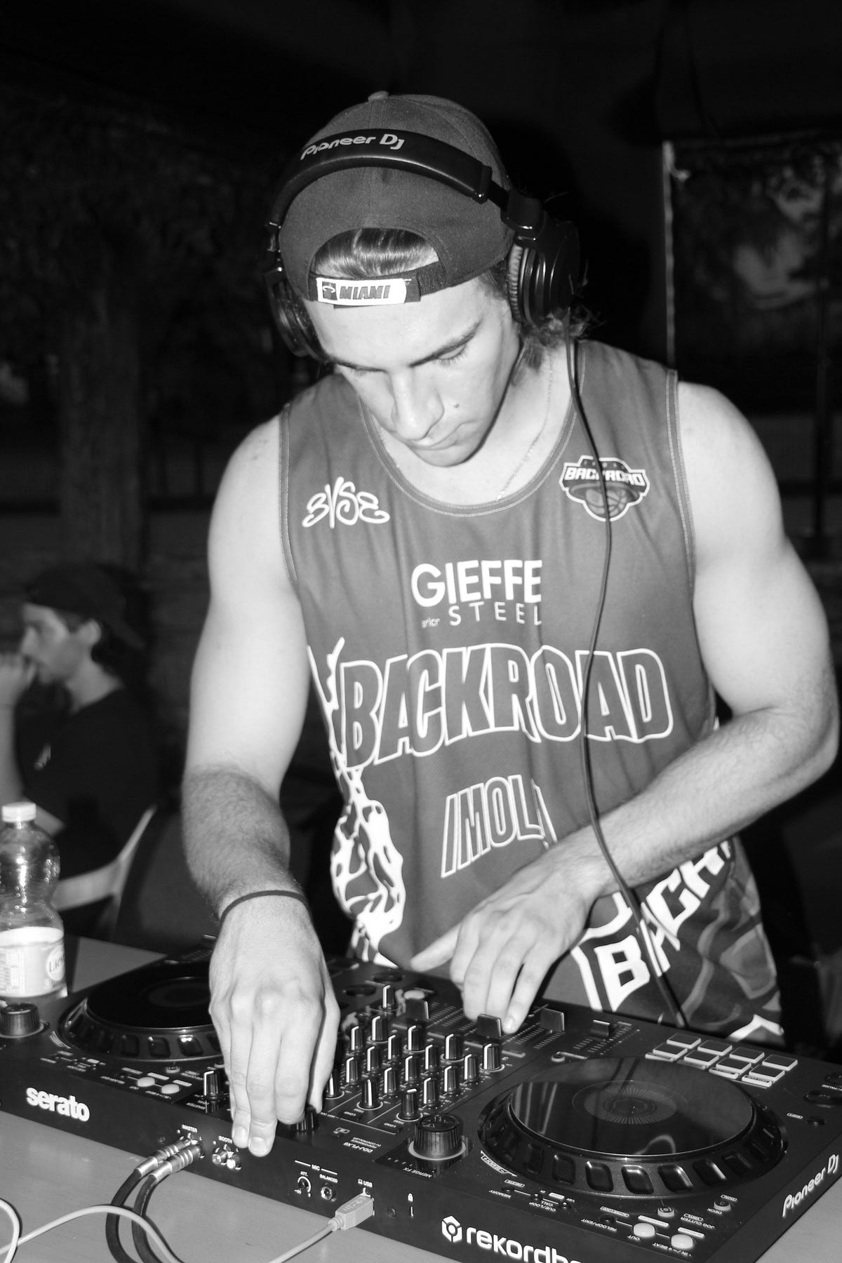 Top 10 Suggestions For a Perfect DJ set (in any genre) | by Weekend ...