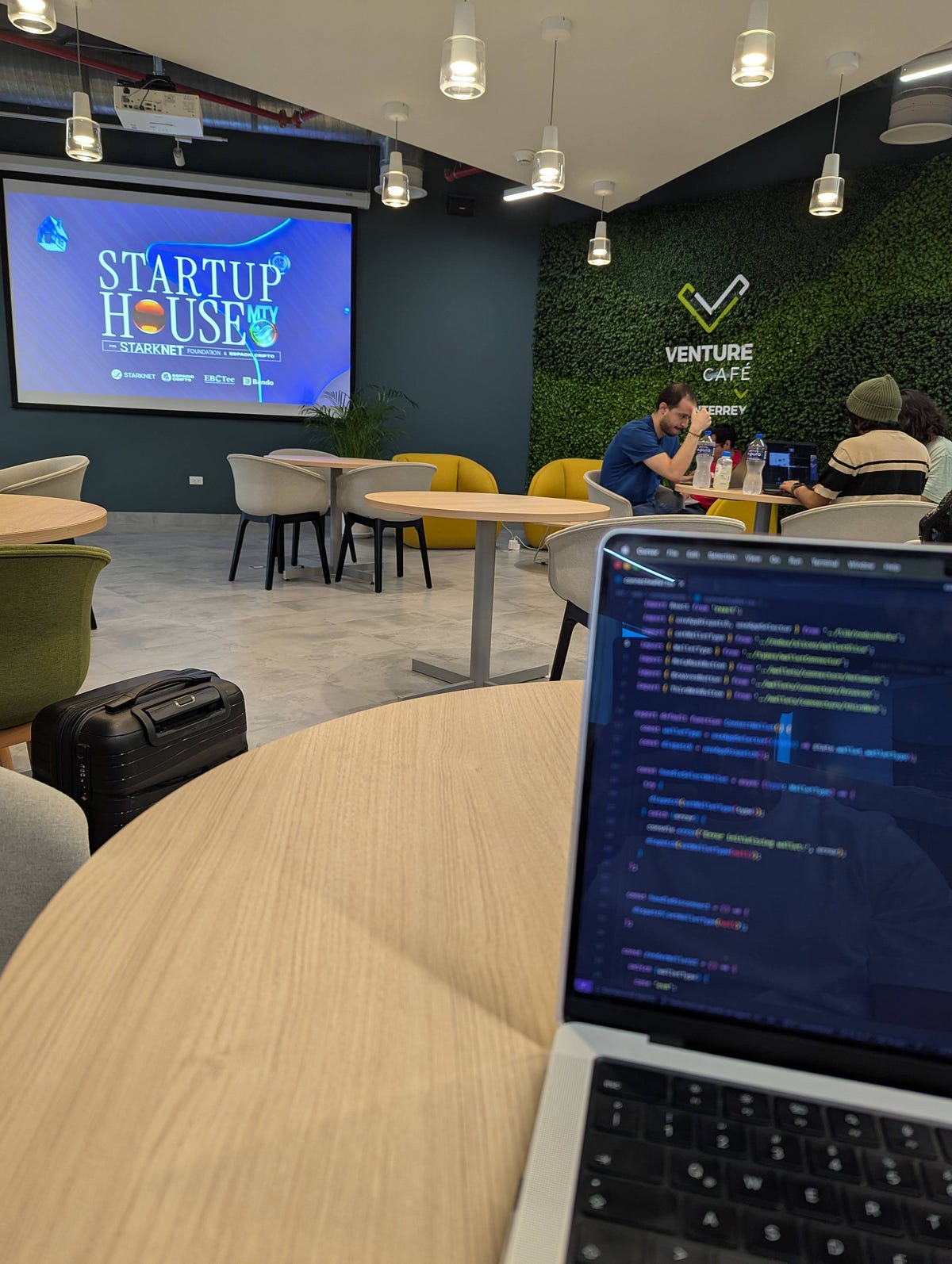 Real lessons about product and tech I learned inside a Startup house ...