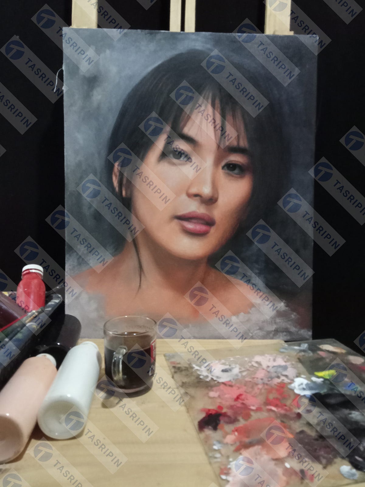 "Menawarkan jasa lukis wajah di atas kanvas dengan sentuhan seni istimewa di Semarang. Kami ...