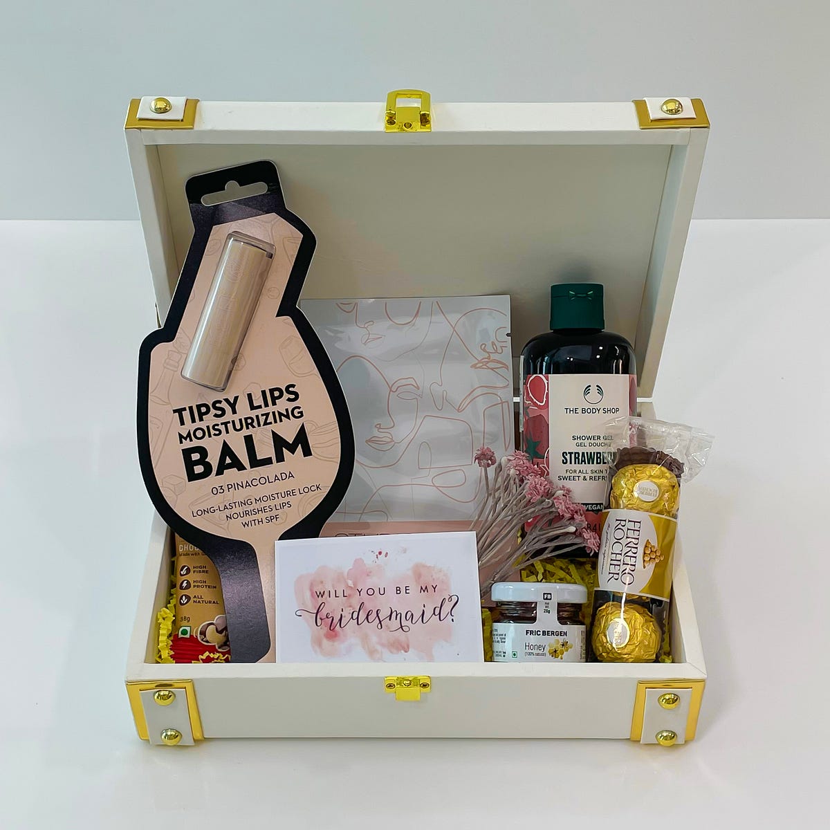 Exquisite Gifting Ideas For Bridesmaids - Angroos - Medium