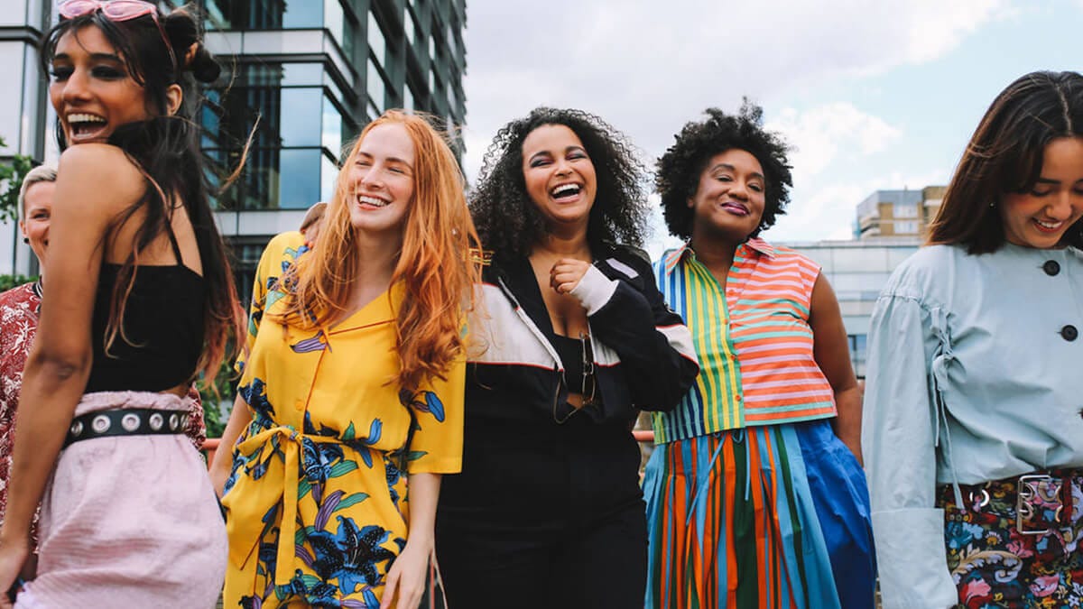 ¿La Gen Z es la nueva tendencia de la moda? | by Michelle Hong | Medium