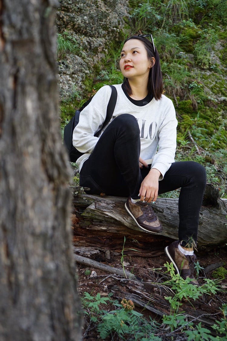 Бороонд дуртай.. Гэснээс бороонд би хэзээнээс ингэж… | by Enerel Eenee | Medium