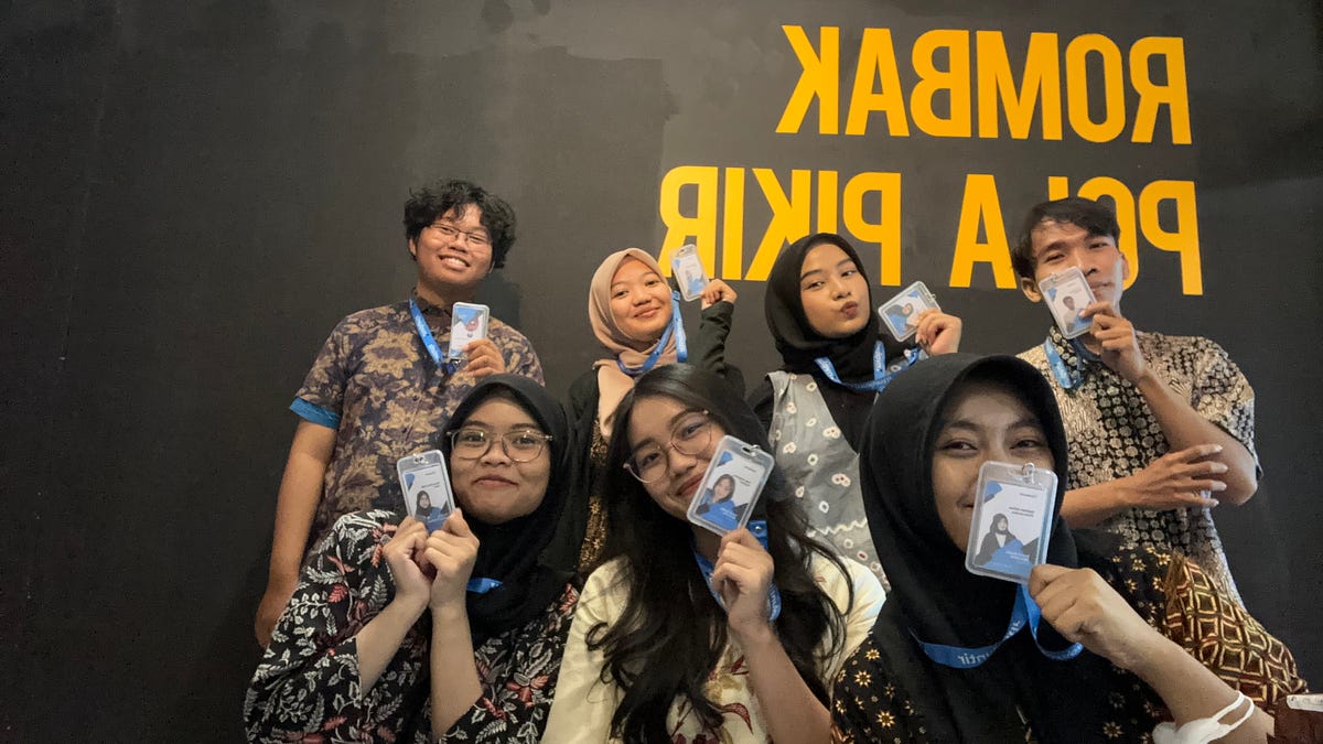 Sehari Bersama Tim Involuntir. Ketika membicarakan sebuah platform ...