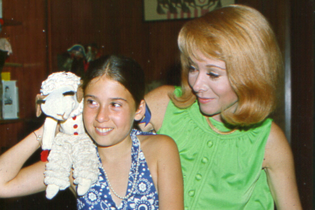 Shari Lewis and Lamb Chop. A children’s show from the 50's | by Judy ...