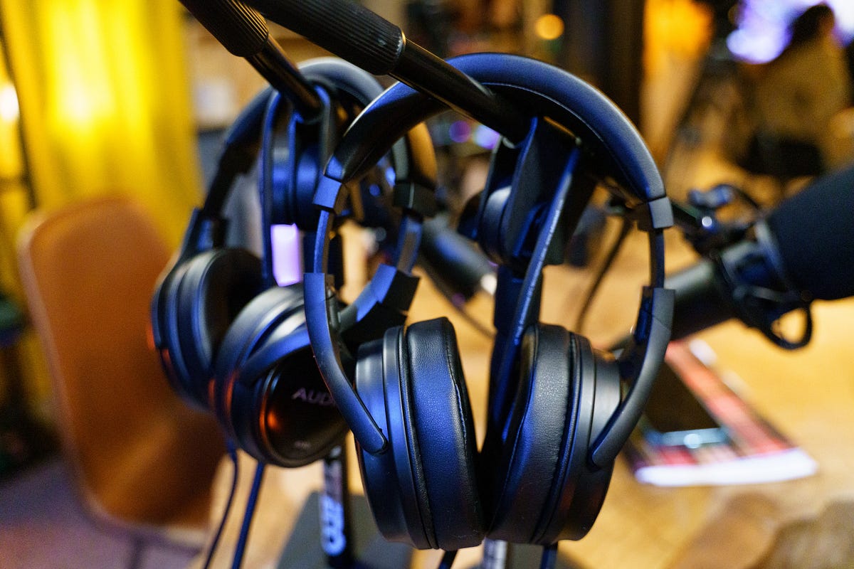 The 5 Best Studio Headphones for Music Making And Mixing | Medium