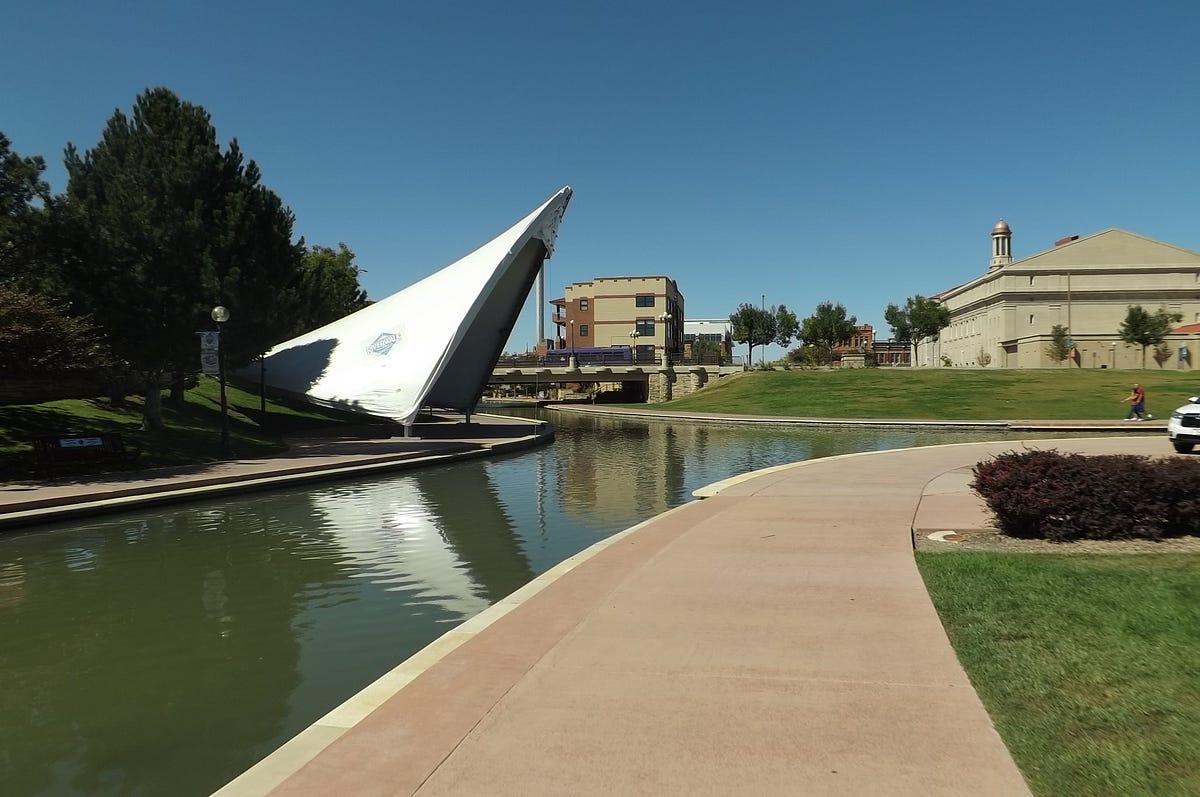 Perfect Pictures of Historic Arkansas River Walk Pueblo Colorado | by ...