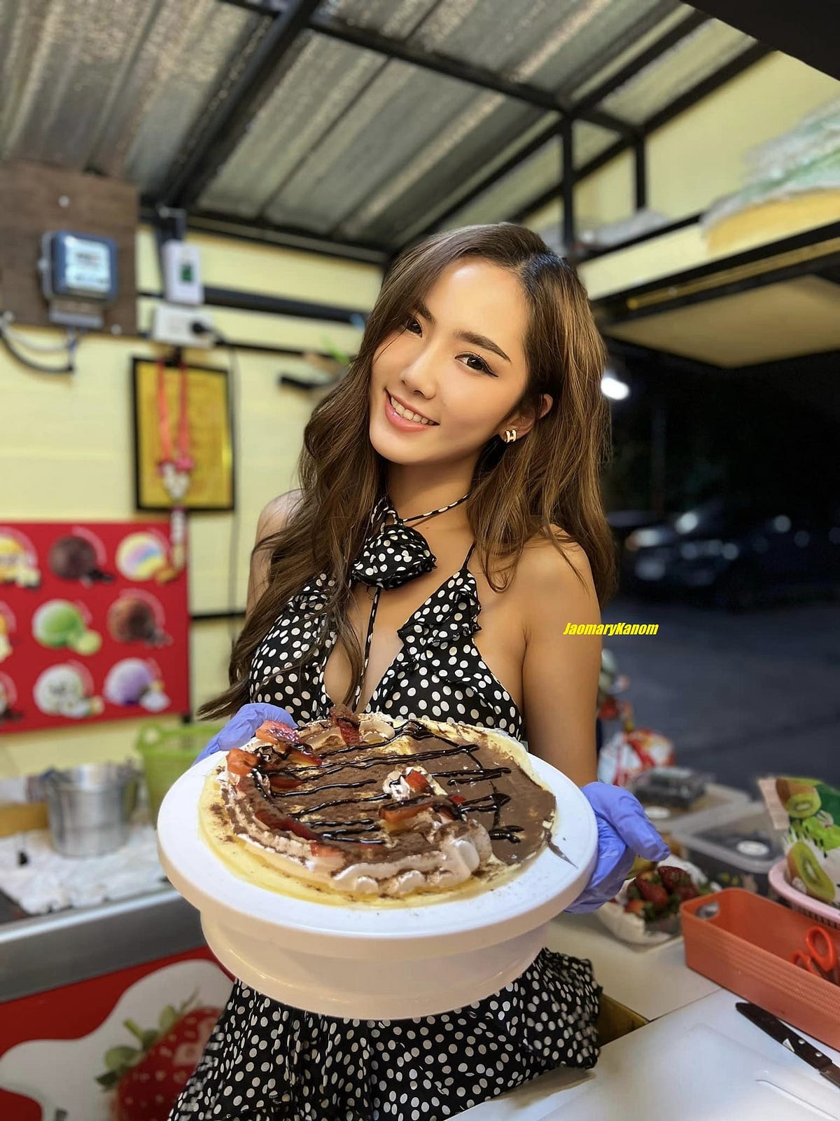 รับจ้างขายเครปค่า😝 - JaomaryKanom - Medium