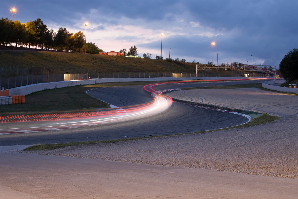 OKX expands McLaren F1 sponsorship deal | by CoinNess Global | Medium