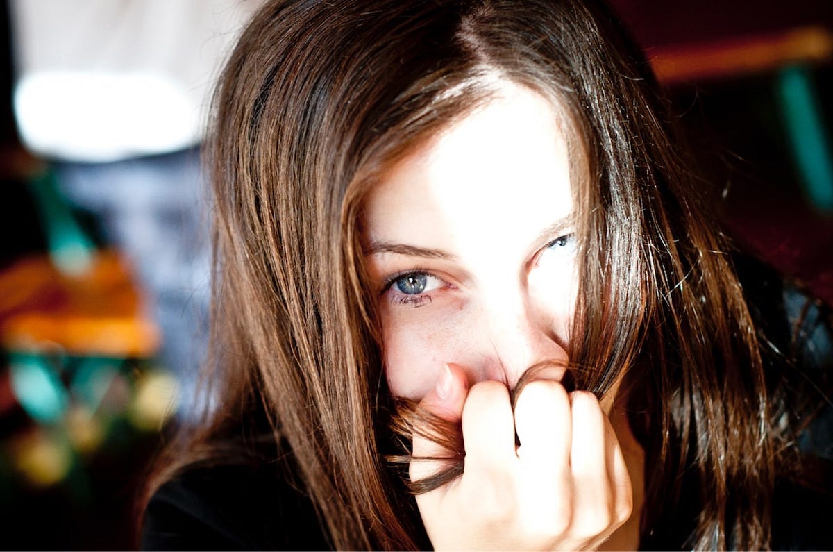 Exchanging Glances - Dark Tingles - Medium