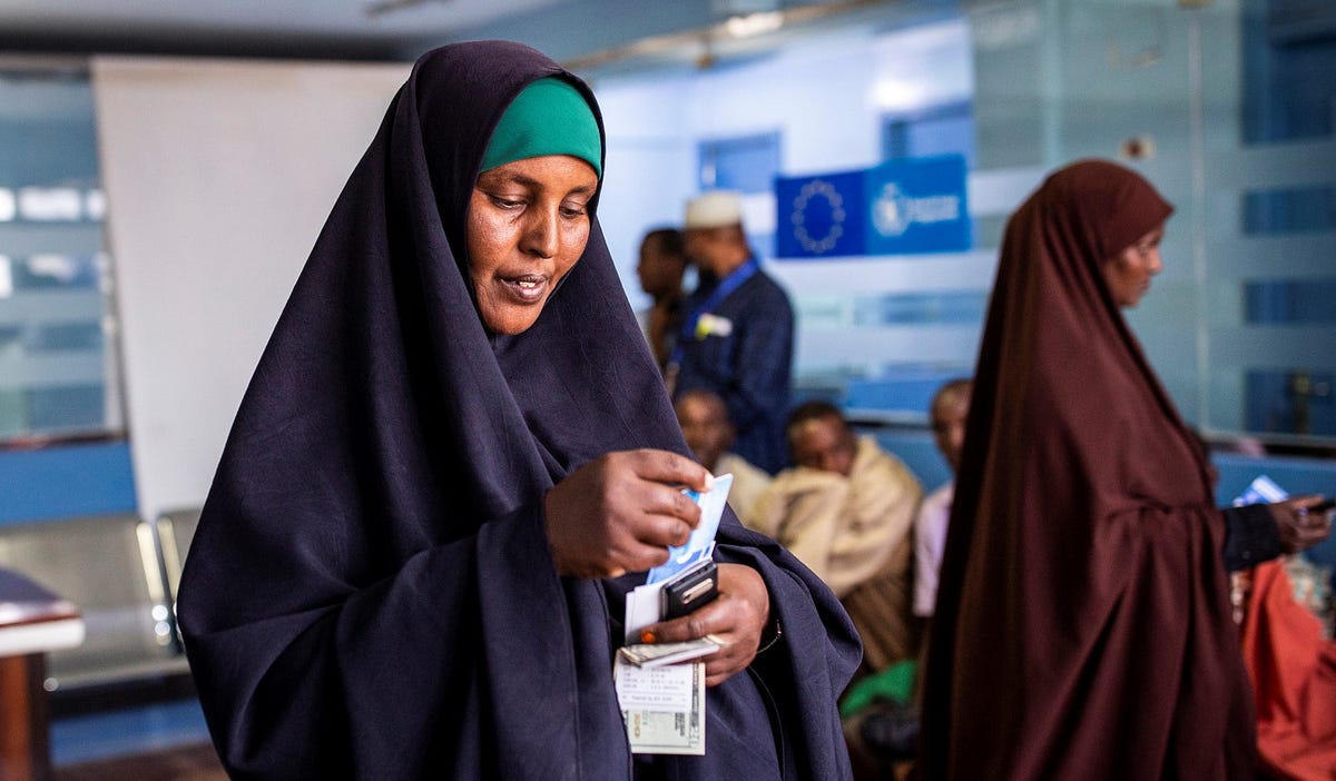 Cash is changing lives in Mogadishu’s IDP camps | by WFP_Africa | World ...