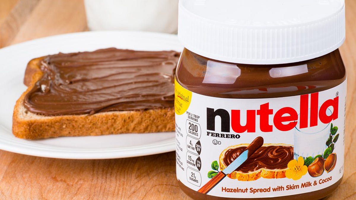 Nutella Used The Algorithm To Make Seven Million Jars With A Unique Pattern By Volodymyr