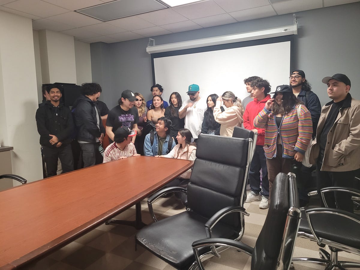 How Joining Clubs Can Impact Student Success | by Elvin Gonzalez | Medium