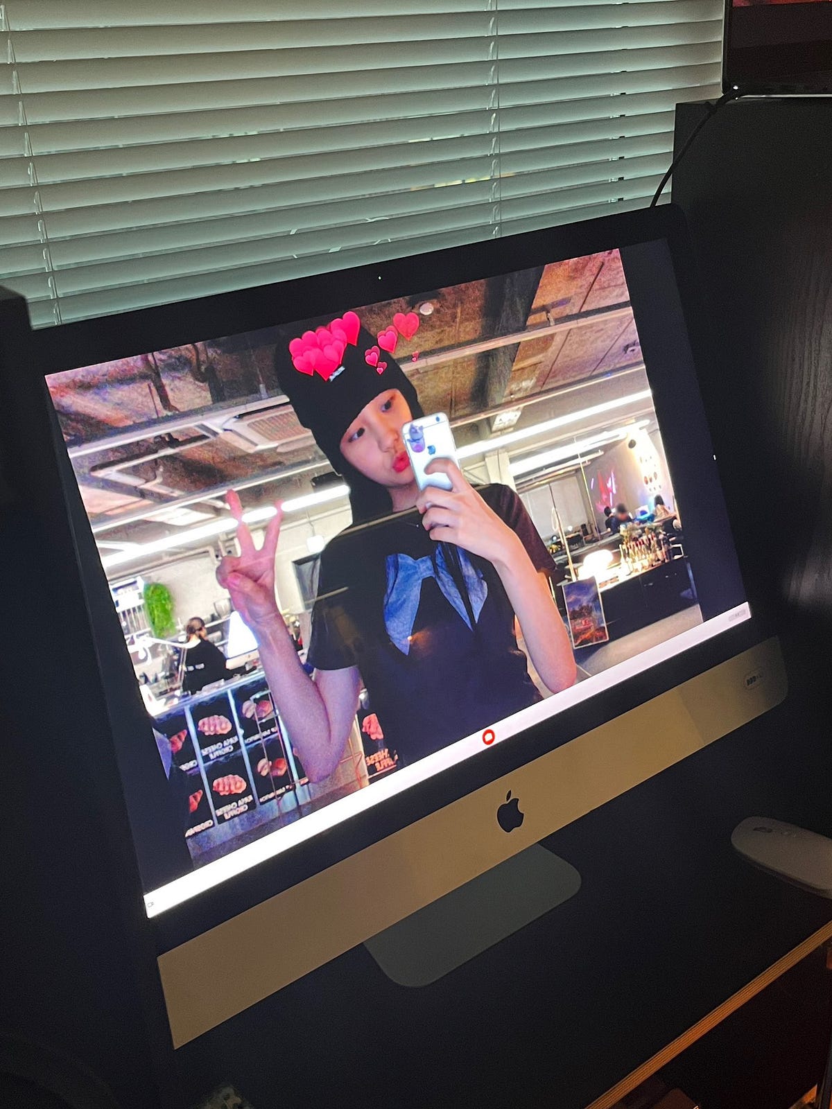 ELMA MAISIE. - Elma Maisie. - Medium