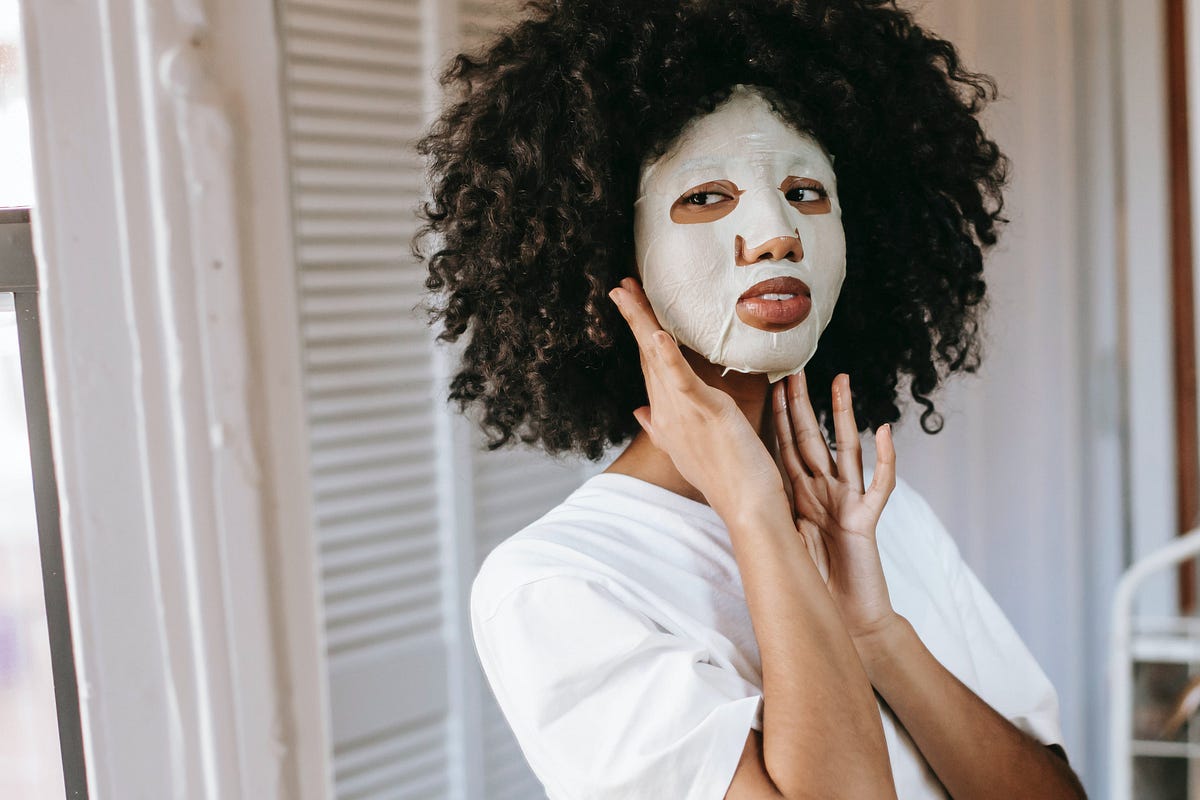 The Ultimate Guide to Frizz-Free Hair | by Harper Leigh | Medium