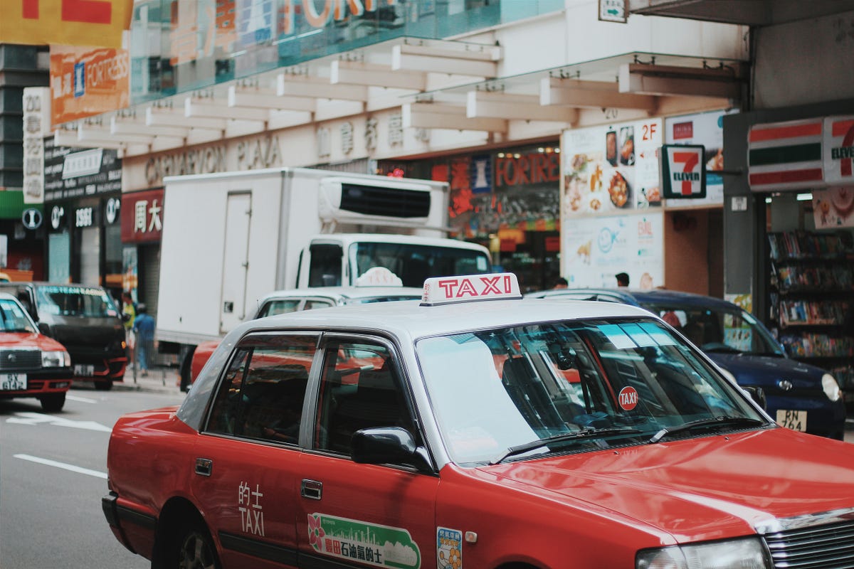 What Do You Need To Know About Taxi Booking Apps? | by Innow8apps | Medium