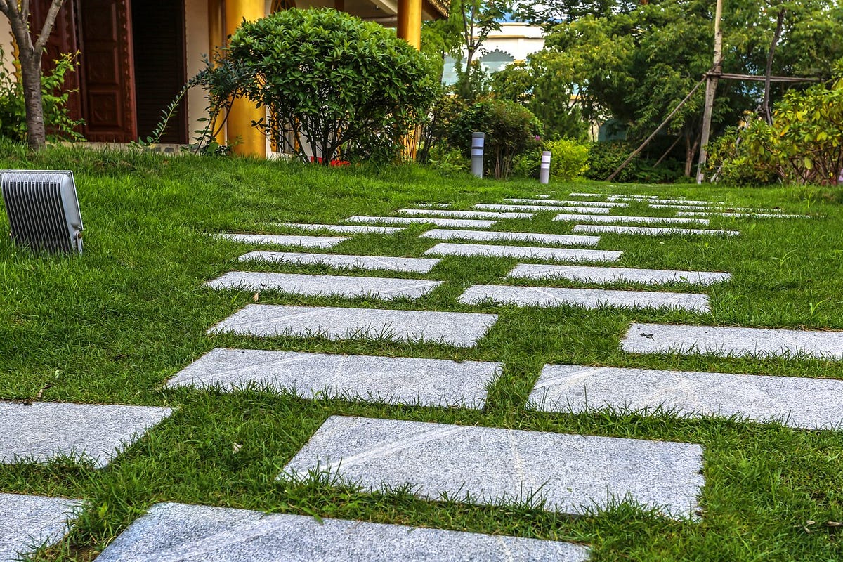 The Beauty of Hardscape Edging - Ugglandscape - Medium