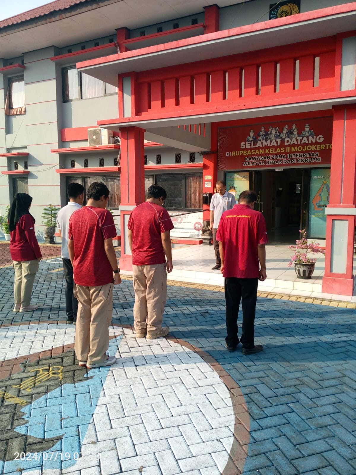 Kepala Rupbasan Mojokerto : Jaga Citra Positif ASN Kemenkumham | by ...